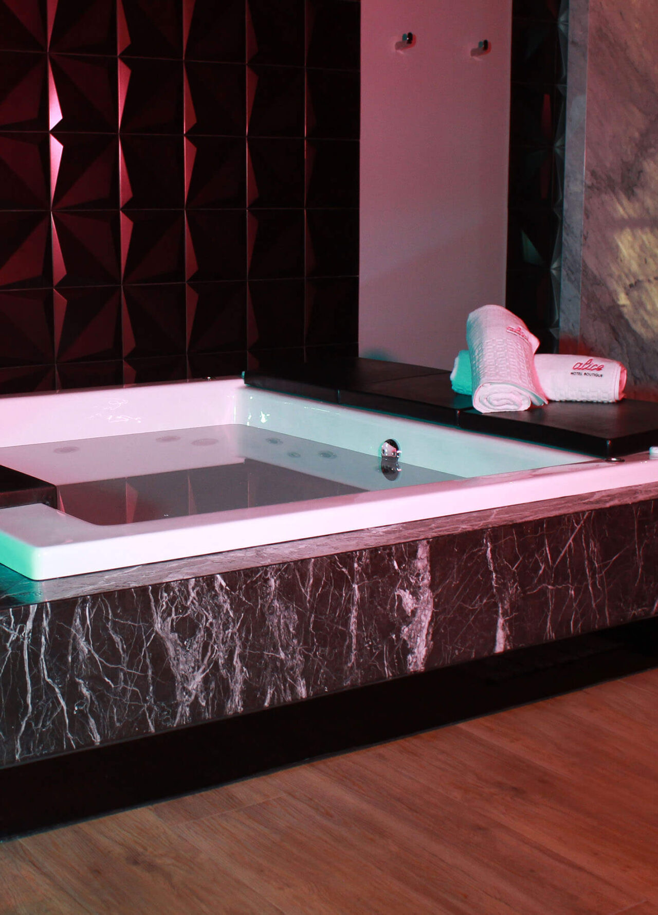 ️ Motel Con Alberca Puebla | 🛀Mejor Motel Con Jacuzzi | Alice Motel 💅